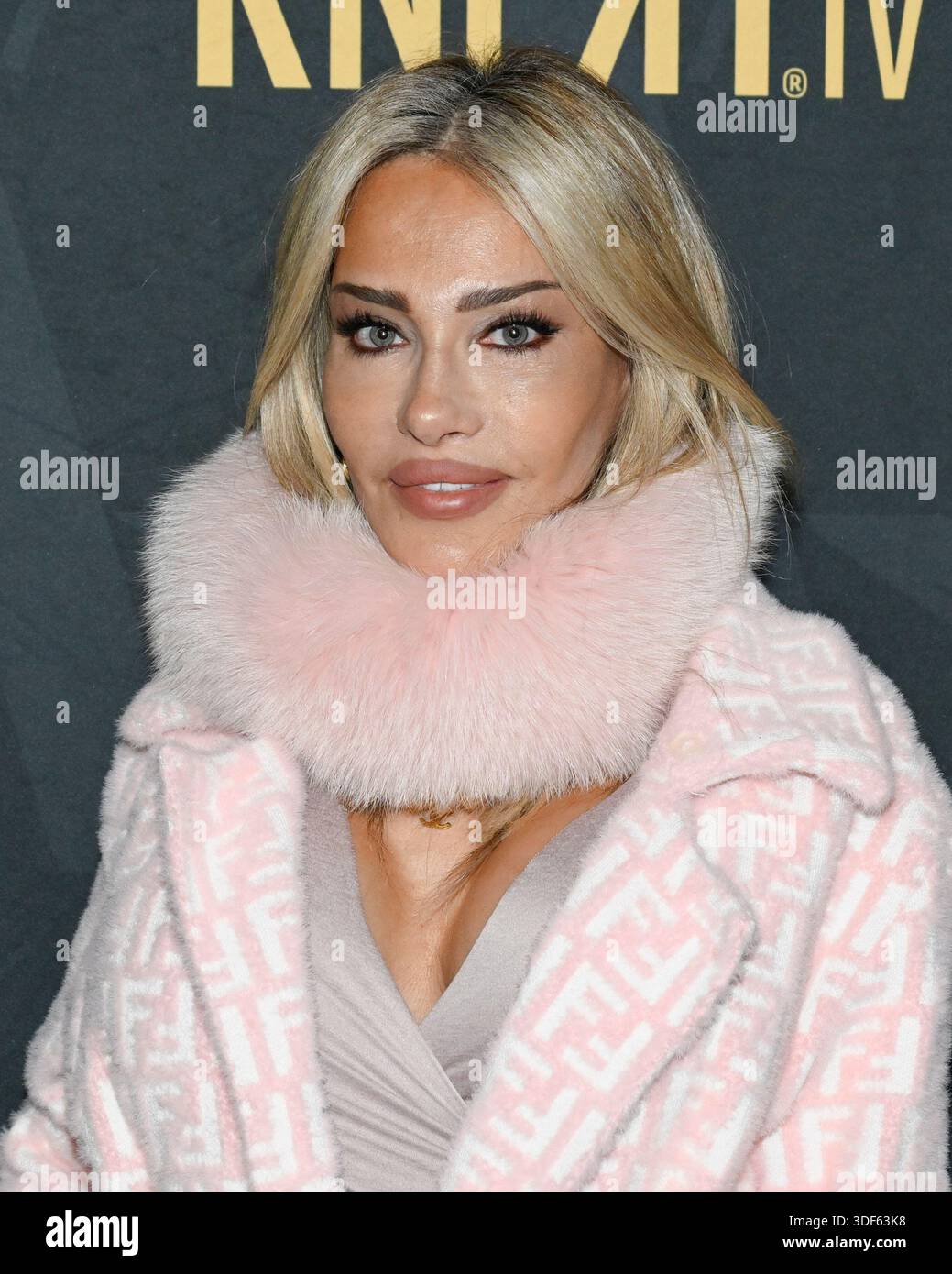 January 9, 2026, Beverly Hills, California, USA: SHEENA REYNOLDS ...