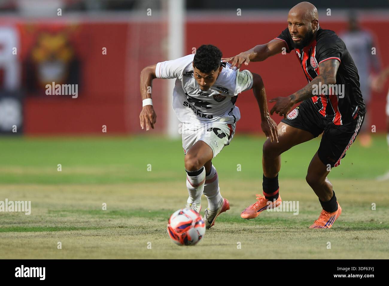 BA - SALVADOR - 10/01/2026 - BAIANO 2026, VITORIA x ATLETICO - Luis ...
