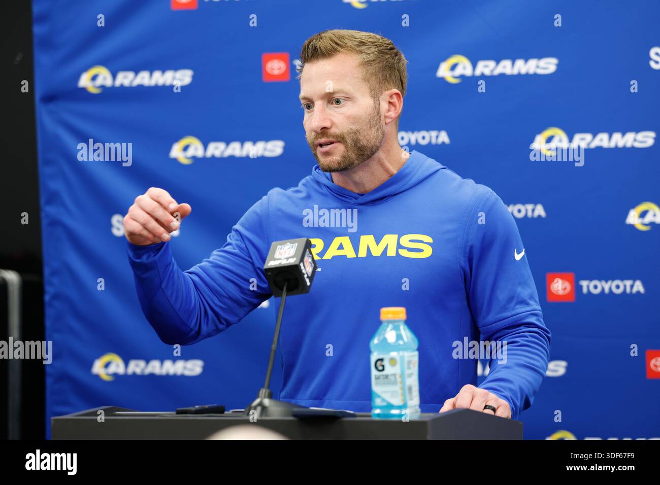 Los Angeles Rams head coach Sean McVay answers questions after an NFL ...