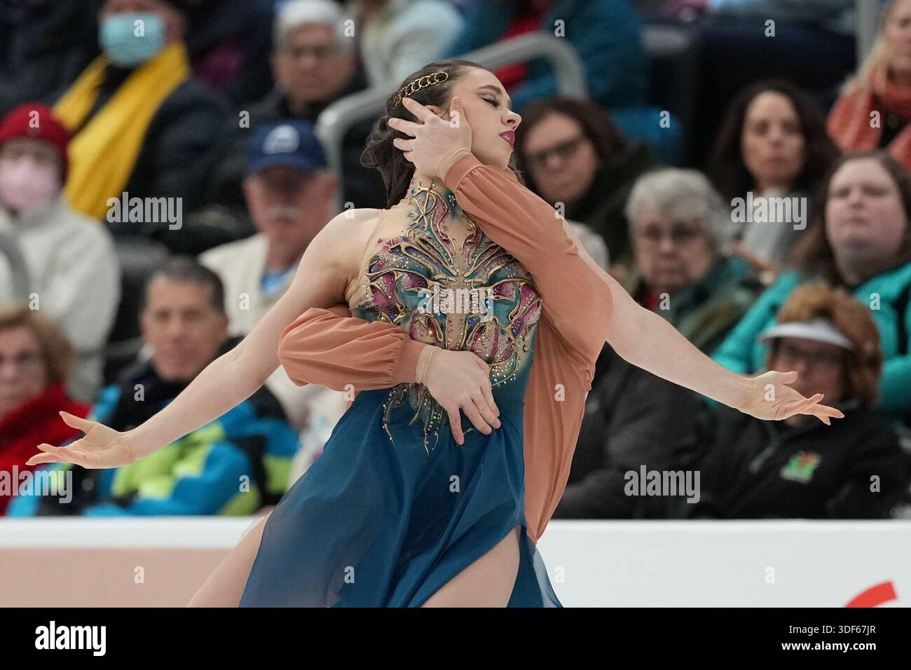 Caroline Green and Michael Parsons skate during the free dance ...