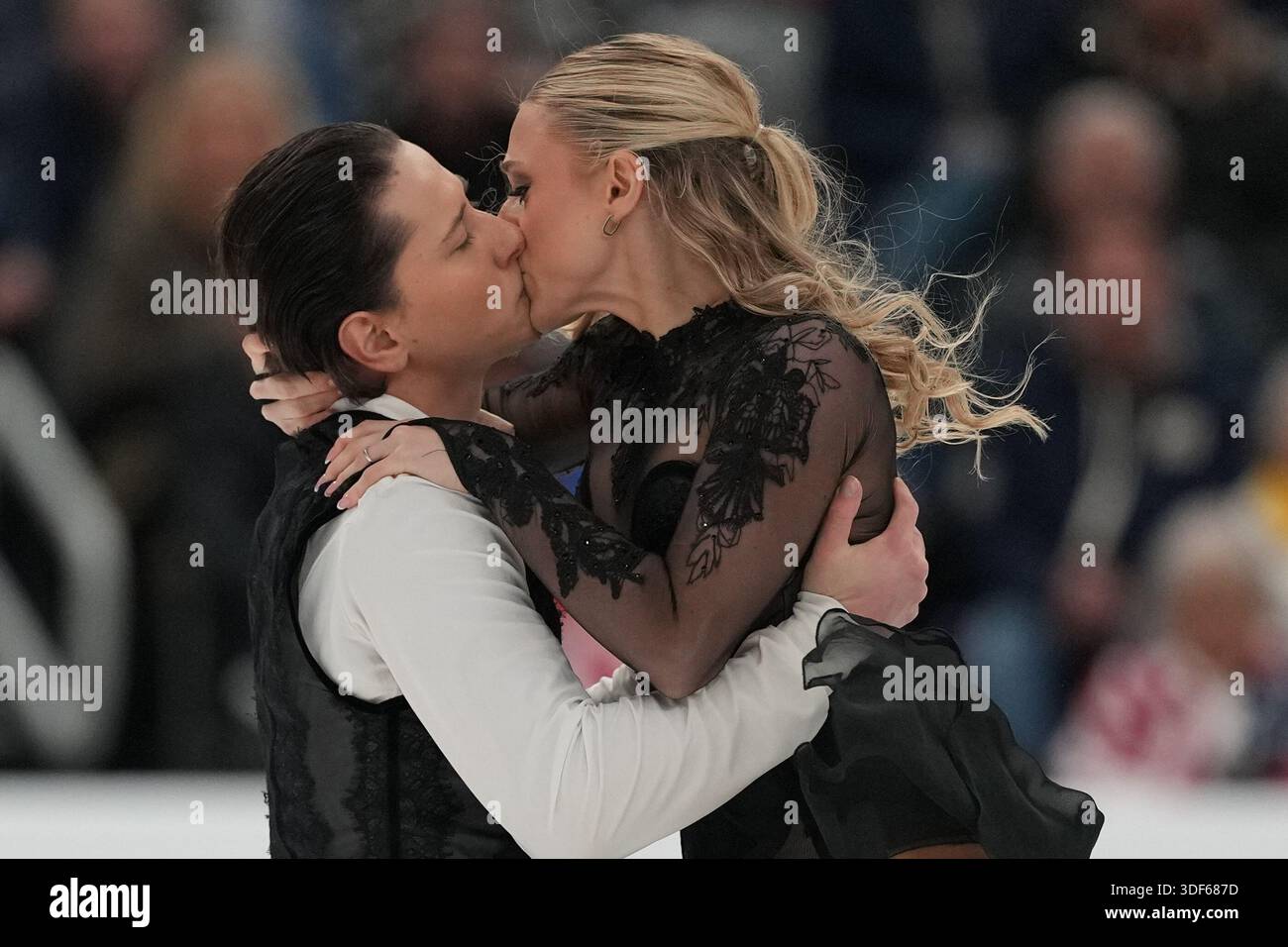 Emilea Zingas and Vadym Kolesnik skate during the free dance ...