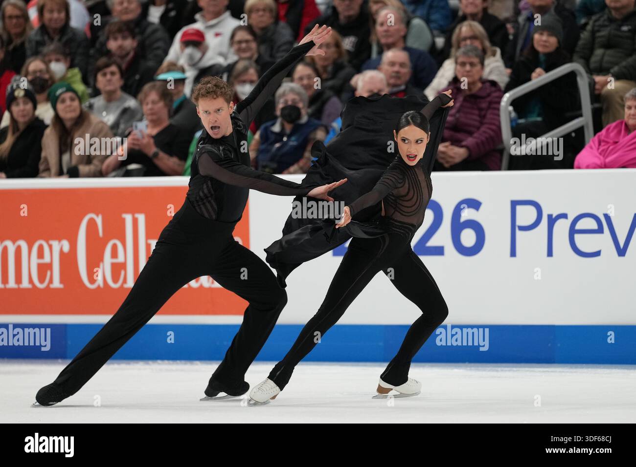 Madison Chock and Evan Bates skate during the free dance competition at ...