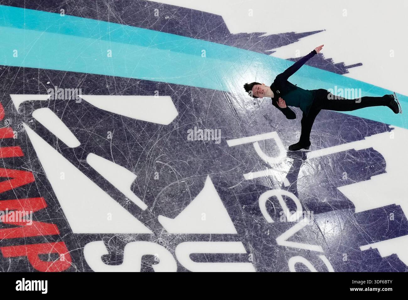 Liam Kapeikis competes during the men's free skate competition at the U ...