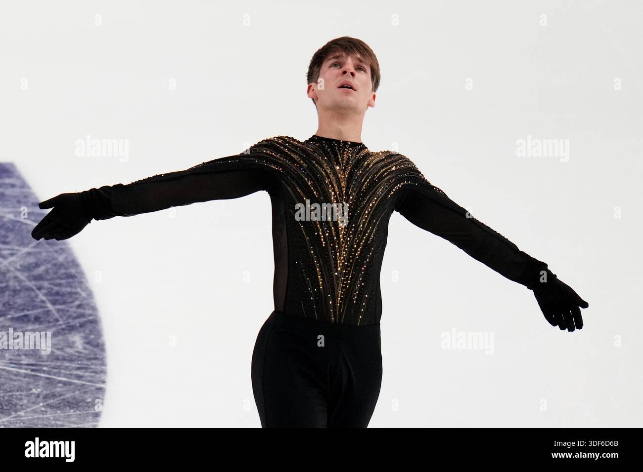 Andrew Torgashev competes during the men's free skate competition at ...