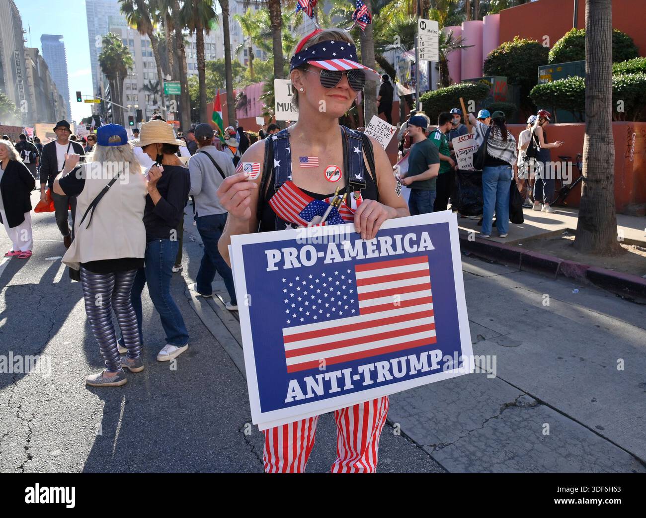 Ice officer los angeles hi-res stock photography and images - Alamy