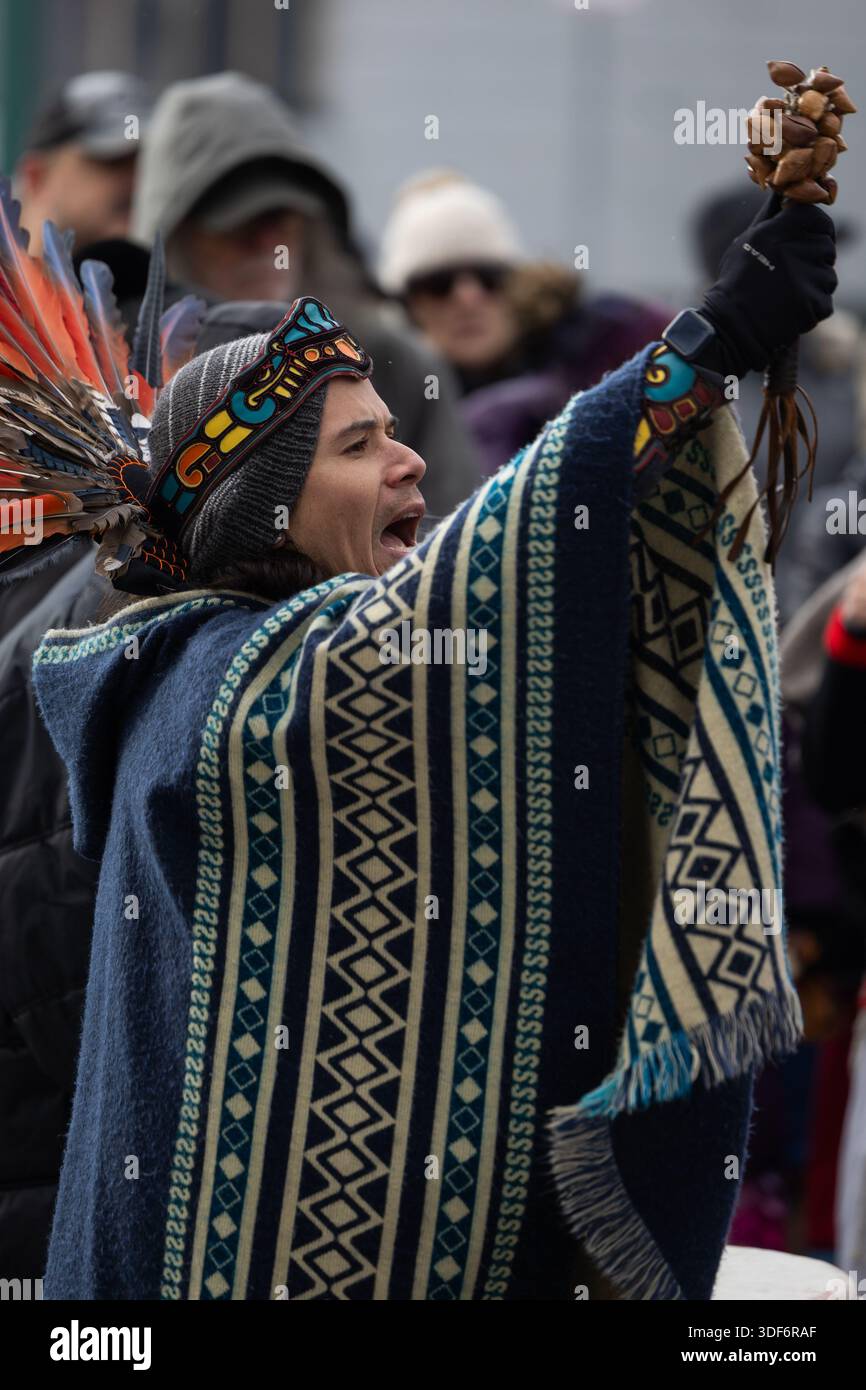 Minneapolis, USA. 10th Jan, 2026. Minnesota Native American performs ...