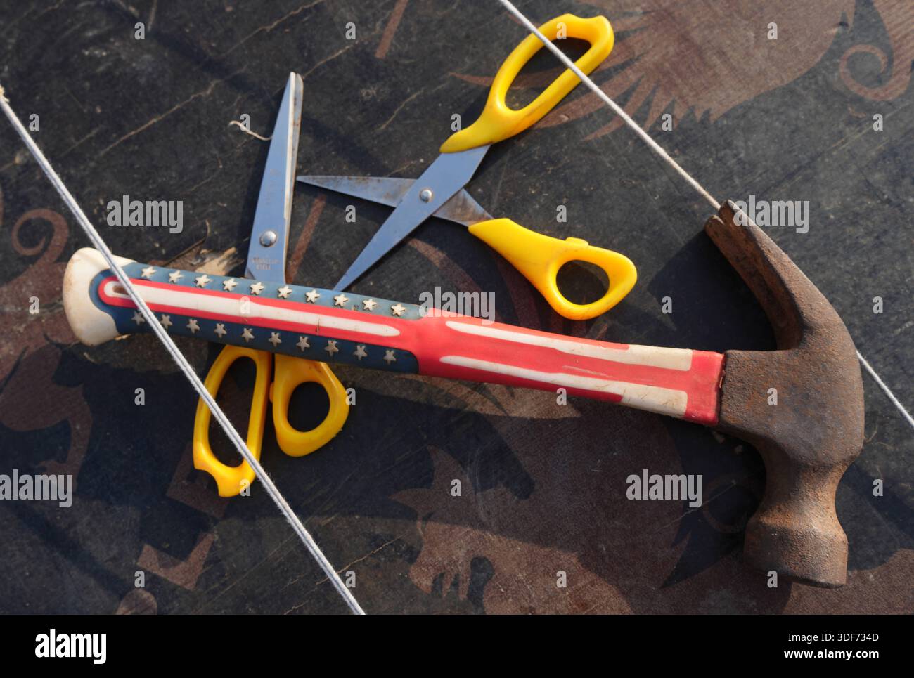 Stilleben Sri Lanka, 20251226, Stillleben, Hammer, mit amerikanischem ...