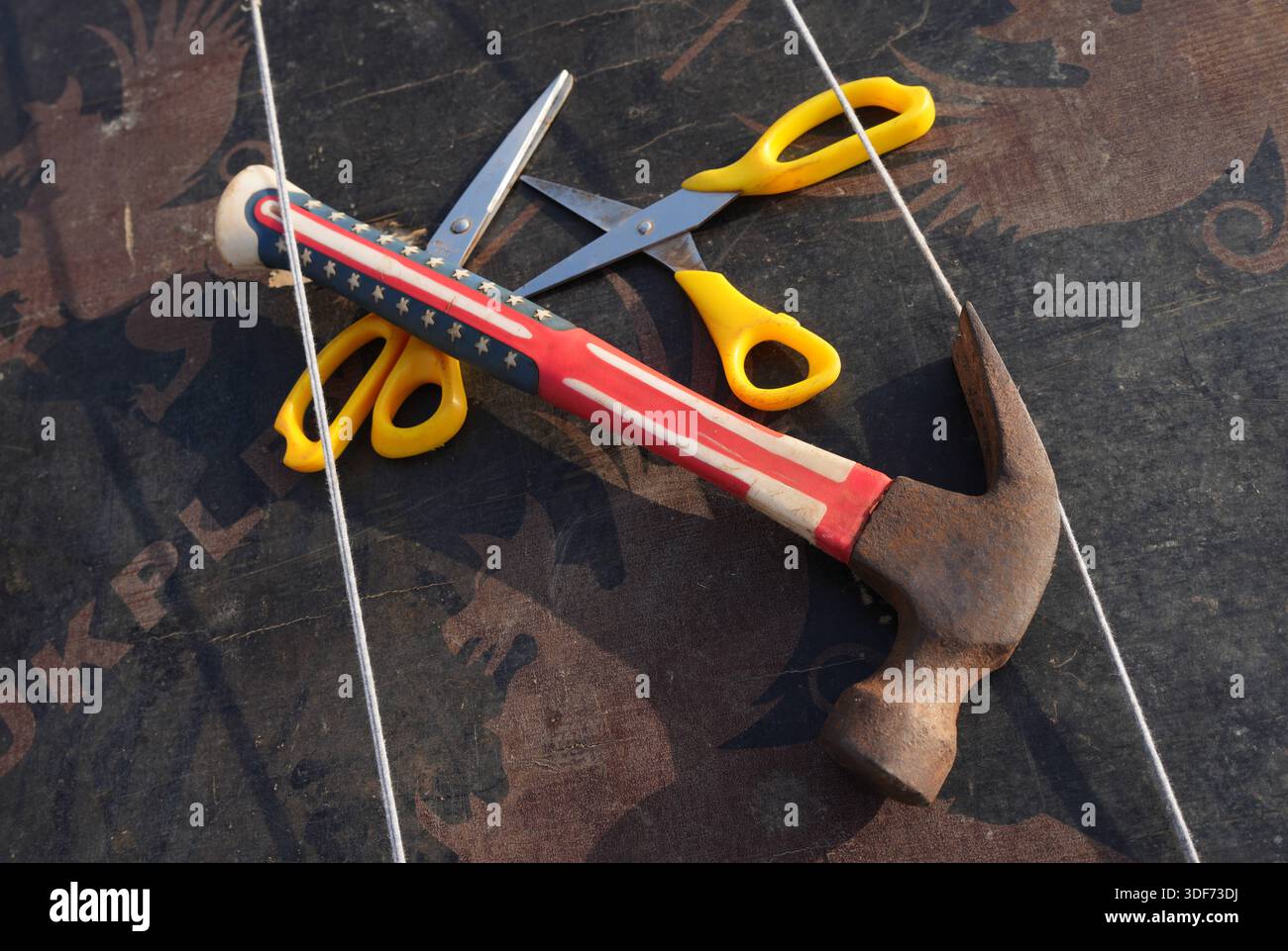 Stilleben Sri Lanka, 20251226, Stillleben, Hammer, mit amerikanischem ...