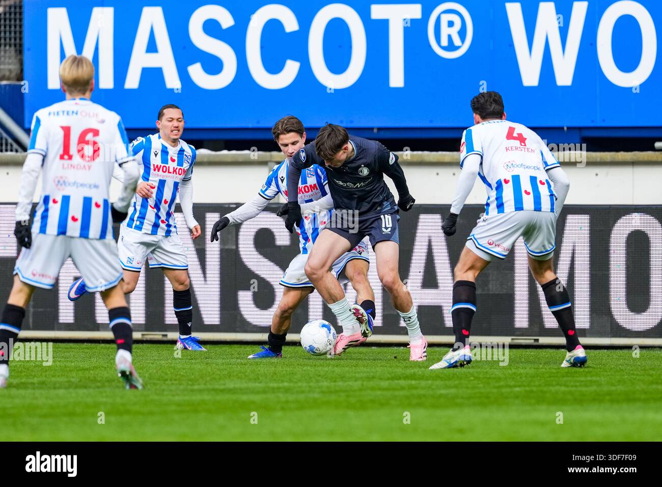 Heerenveen - Leo Sauer of Feyenoord during the eighteenth competition ...