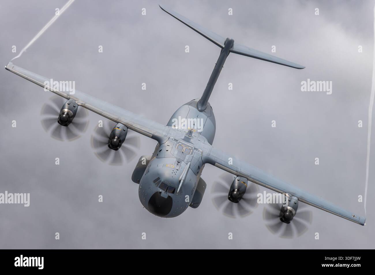 This air-to-air photograph shows a Luftwaffe Airbus A400M Atlas in ...