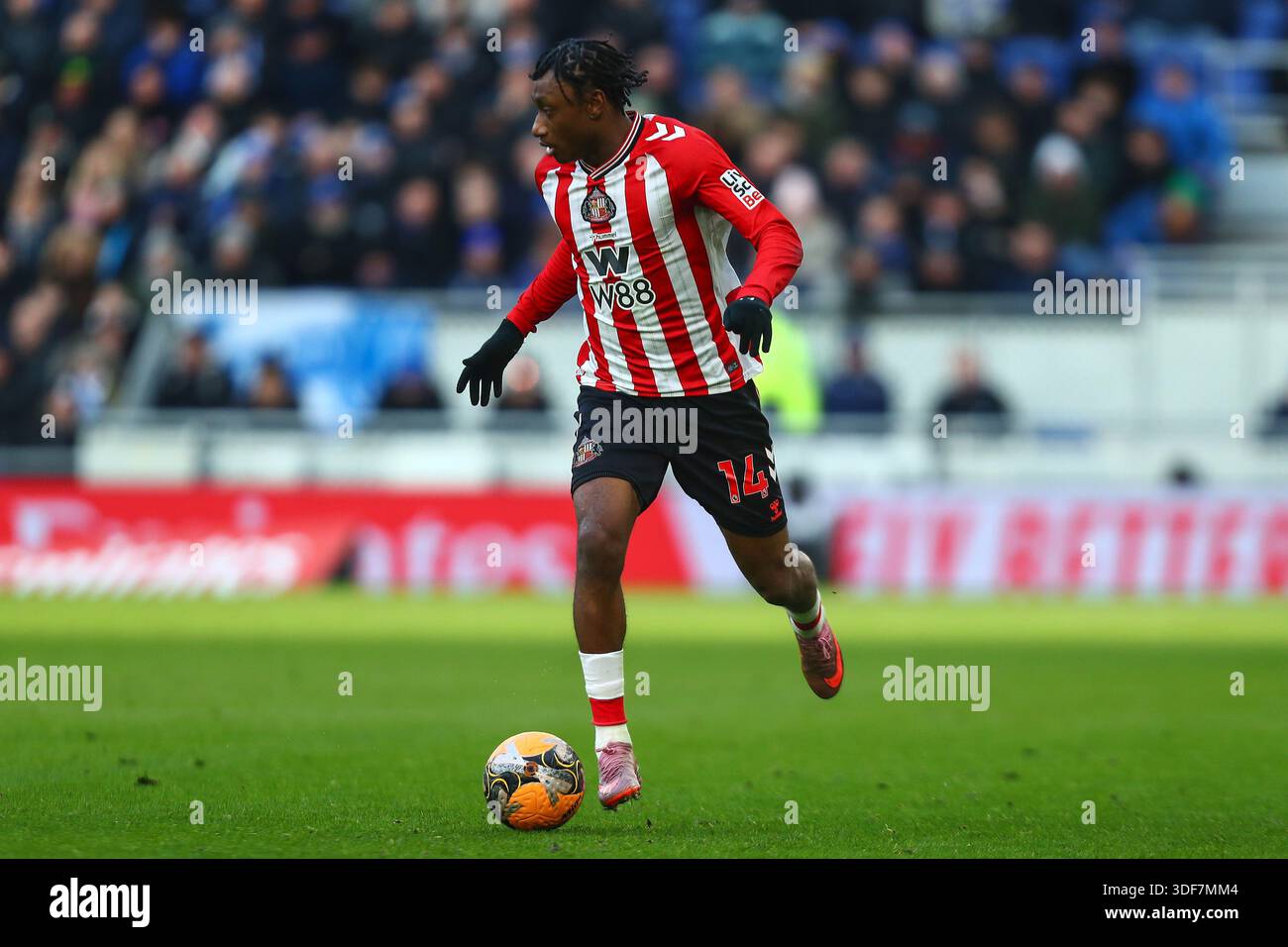 Romaine Mundle of Sunderland in action during the Everton v Sunderland ...