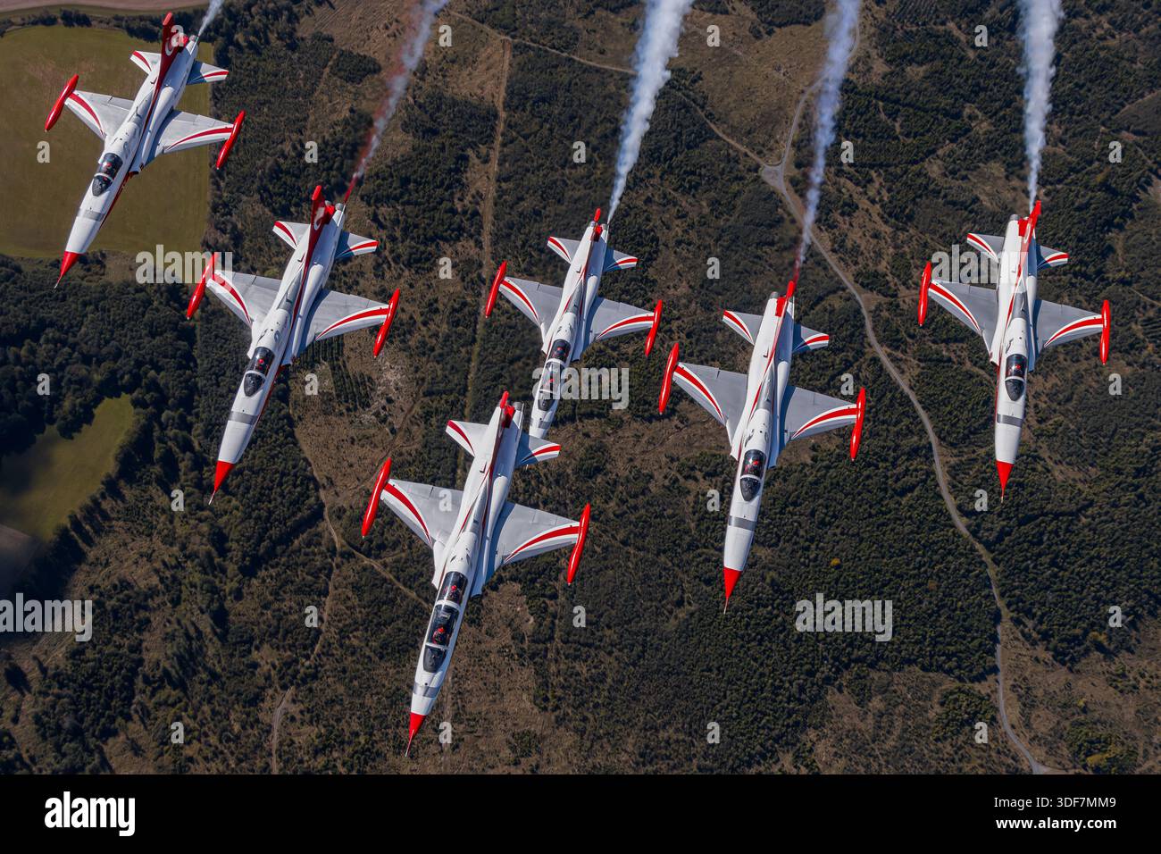 Aircraft of the Turkish Air Force Turkish Stars aerobatic team fly in ...