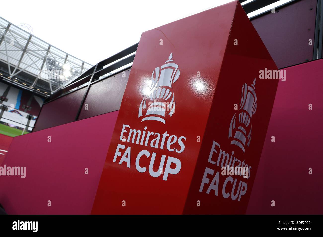 11th January 2026; London Stadium, London, England; FA Cup Football ...