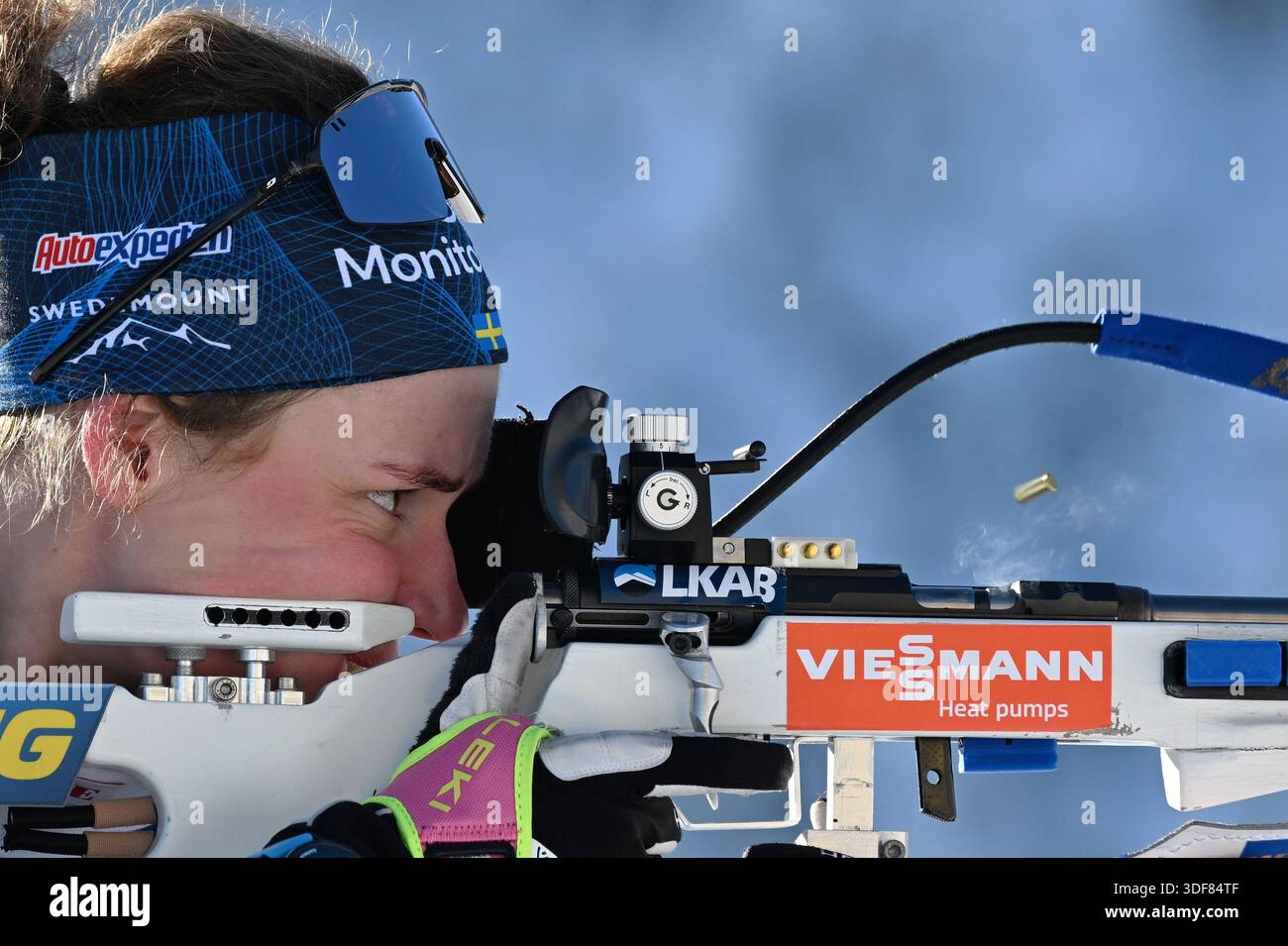 11 January 2026, Thuringia, Oberhof: Biathlon: World Cup, pursuit 10 km ...