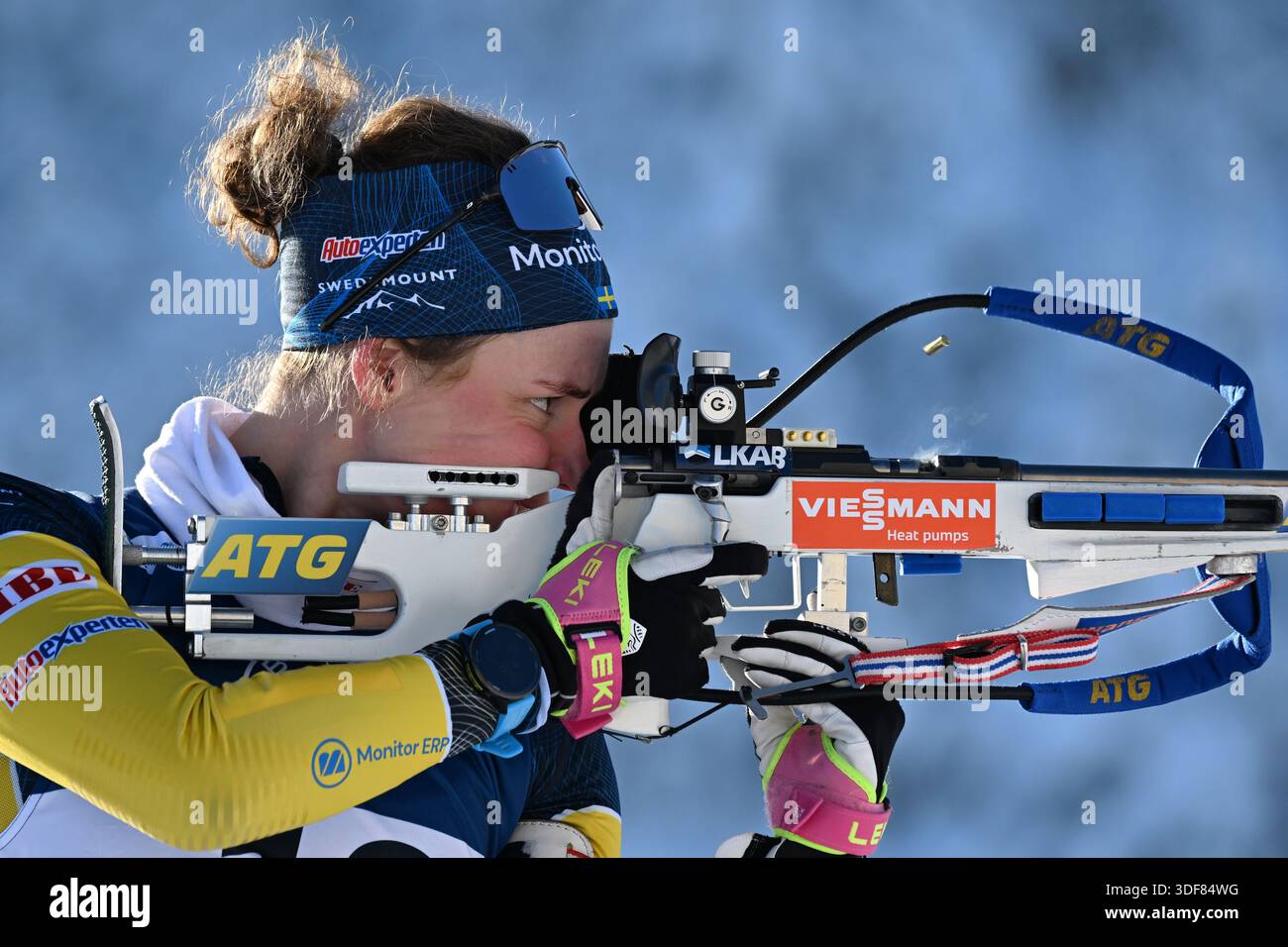 11 January 2026, Thuringia, Oberhof: Biathlon: World Cup, pursuit 10 km ...