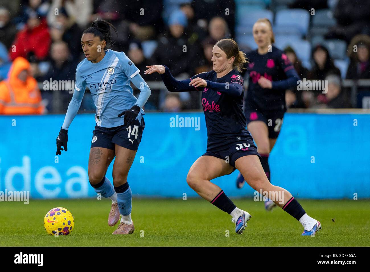 Ruby mace everton hi-res stock photography and images - Alamy