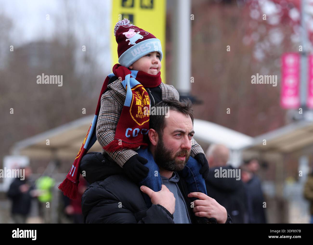 London Stadium, London, UK. 11th Jan, 2026. FA Cup Football, West Ham ...