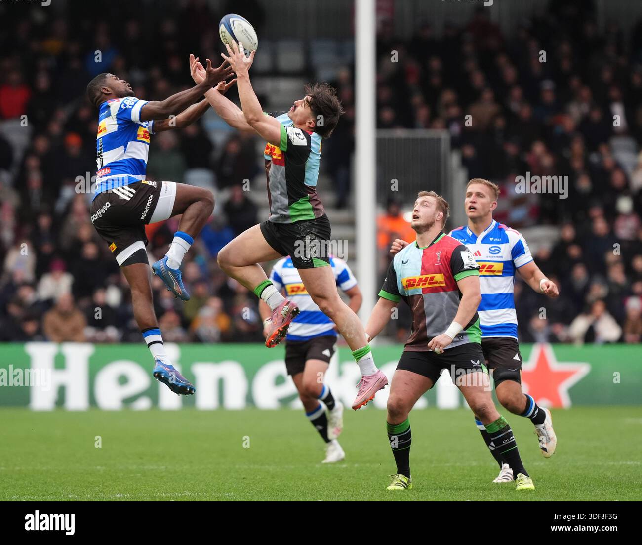 DHL Stormers' Dylan Maart (left) and Harlequins' Nick David (second ...