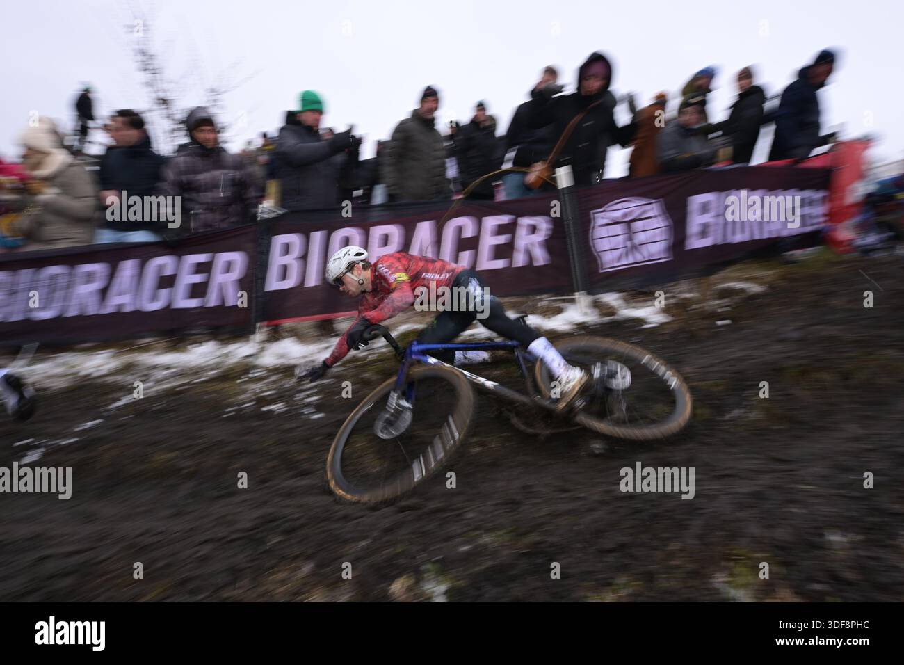 Arthur Soontjens falls during the Elite men race at the Belgian ...