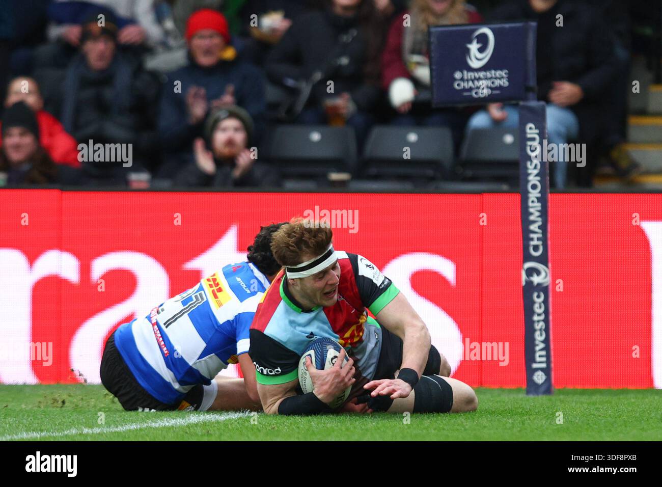LONDON, UK - 11th Jan 2026: Zach Carr of Harlequins scores a try during the Investec Champions ...
