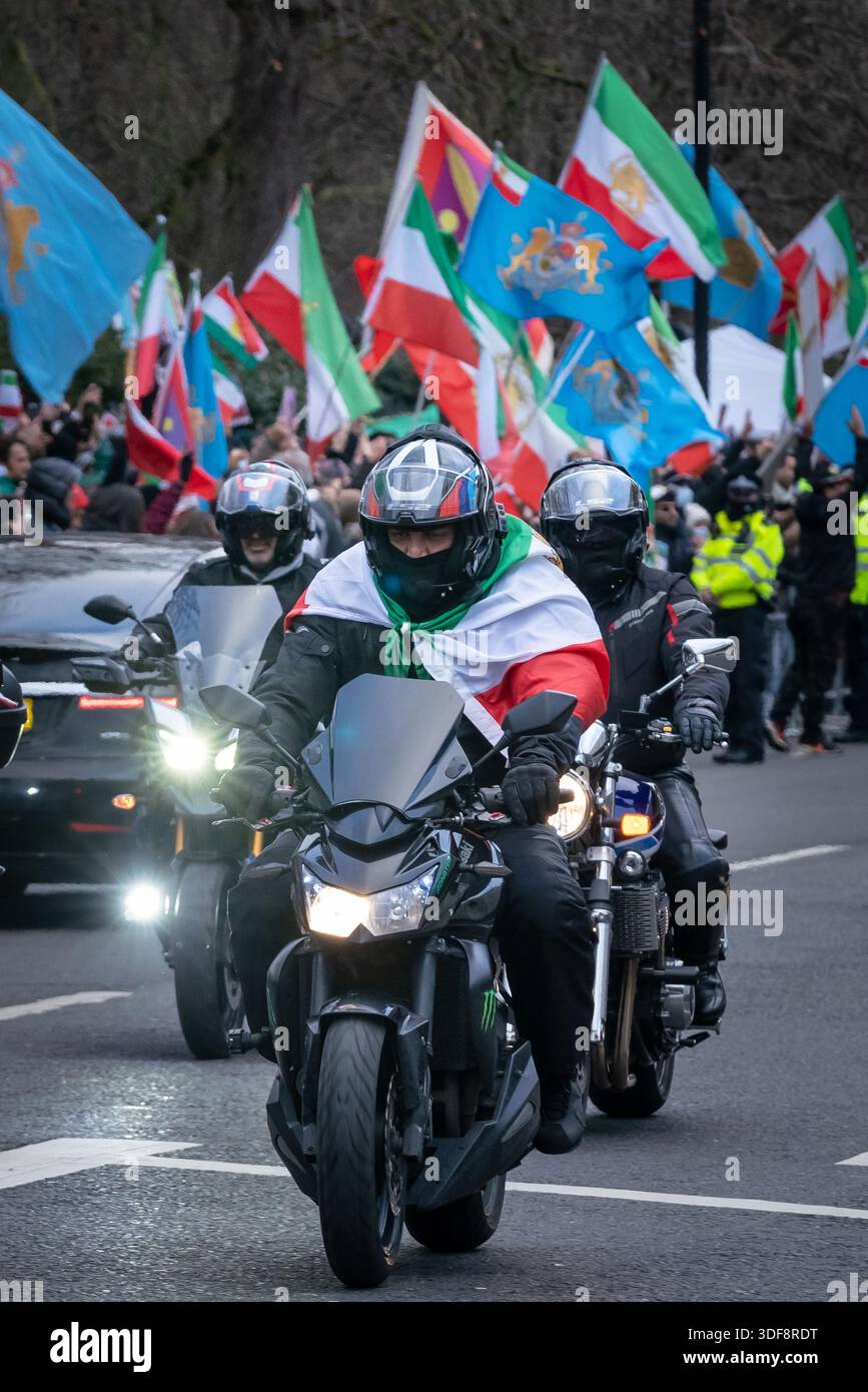 London, UK. 10th January 2026. Thousands of protesters gather opposite ...
