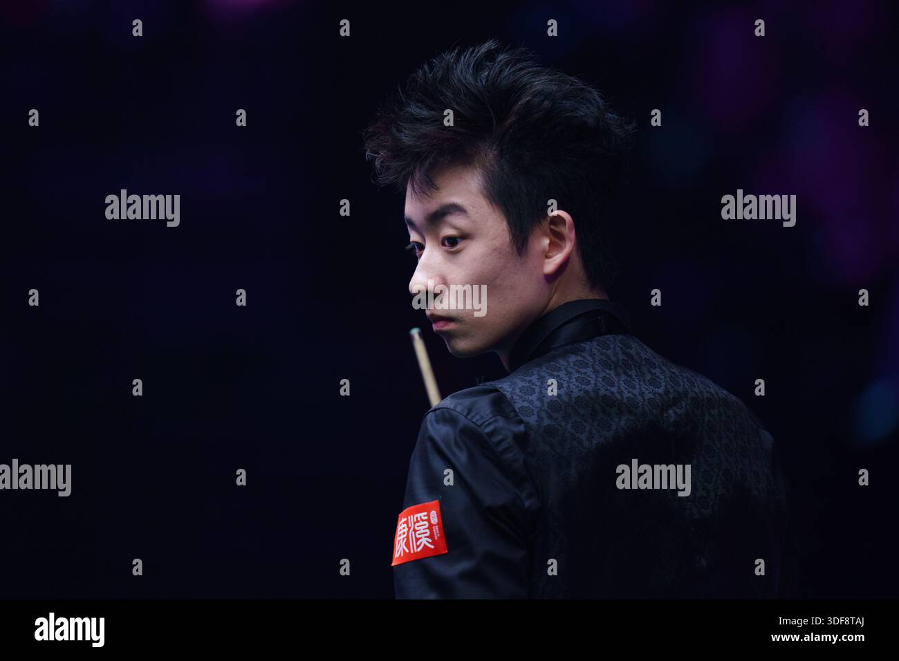 Wu Yize during the round one match between Shaun Murphy and Wu Yize at ...