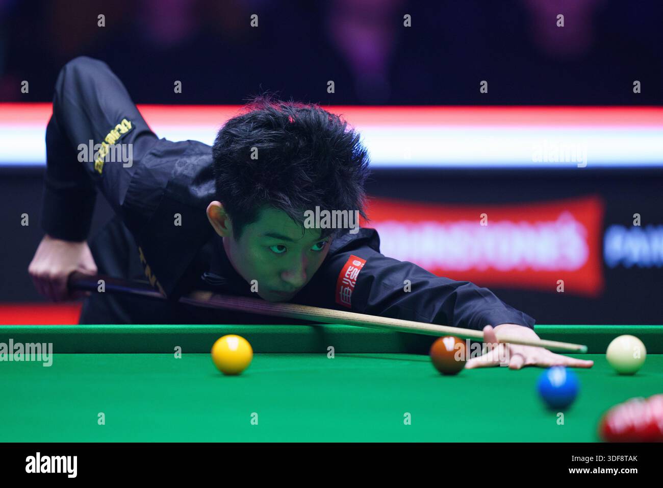Wu Yize during the round one match between Shaun Murphy and Wu Yize at ...