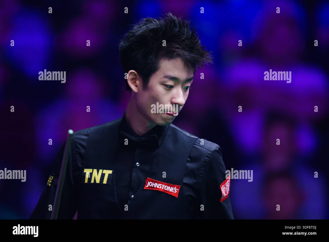 Wu Yize during the round one match between Shaun Murphy and Wu Yize at ...