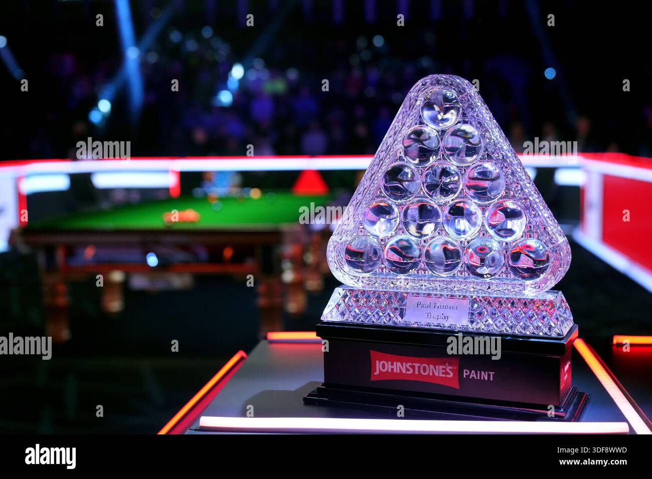 The Paul Hunter trophy on display ahead of the Shaun Murphy against Wu ...