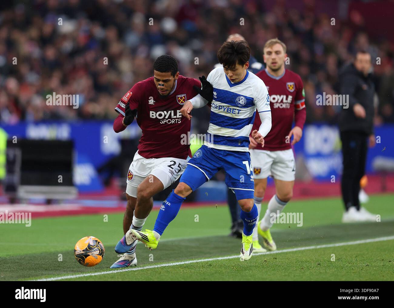 11th January 2026; London Stadium, London, England; FA Cup Football, West Ham United versus ...