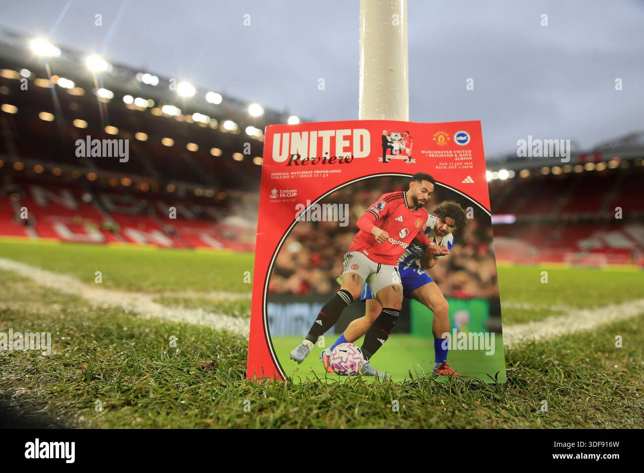 Manchester united brighton old trafford hi-res stock photography and ...