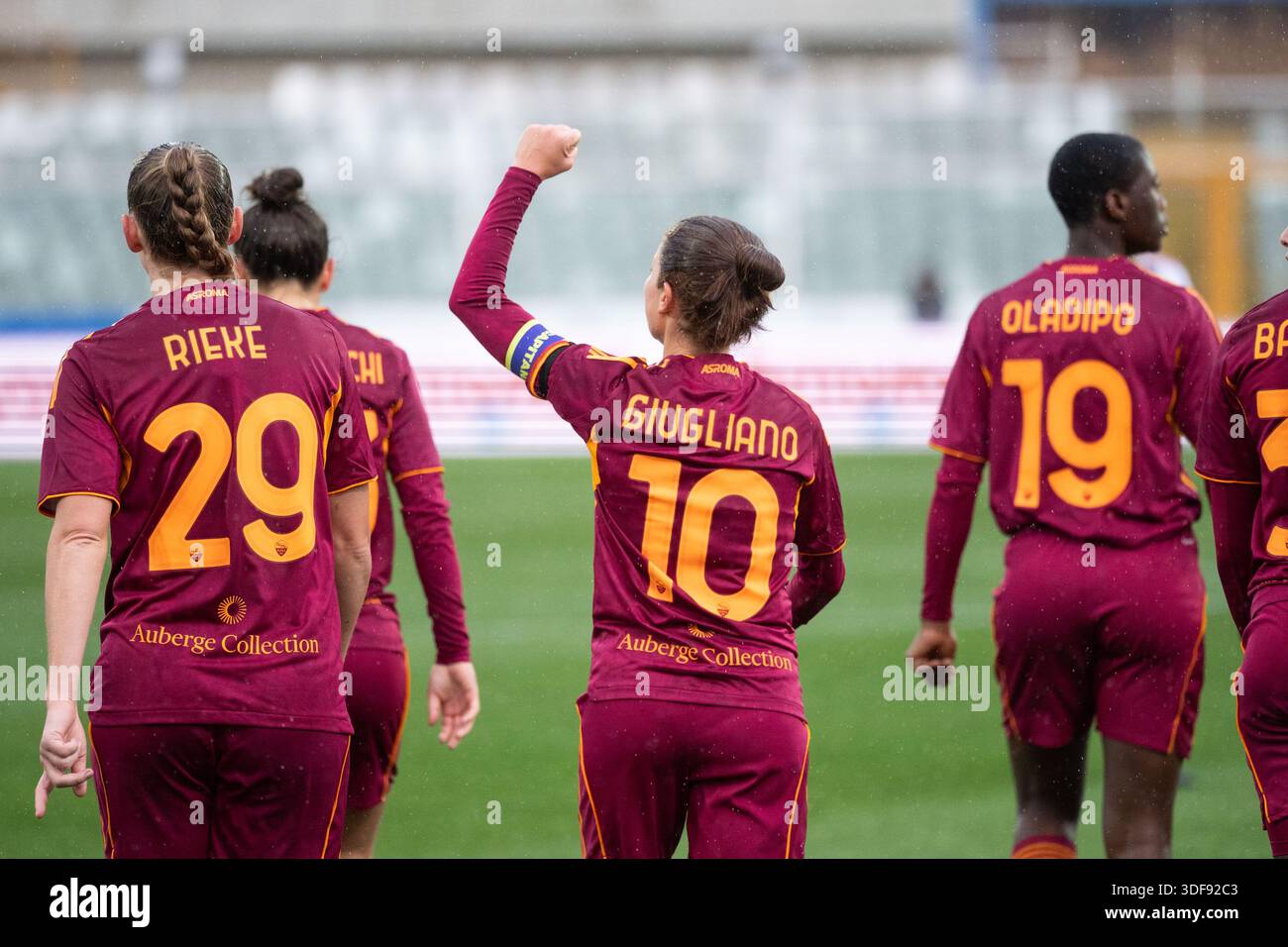Manuela Giugliano of A.S. Roma Femminile celebrates after scoring the ...