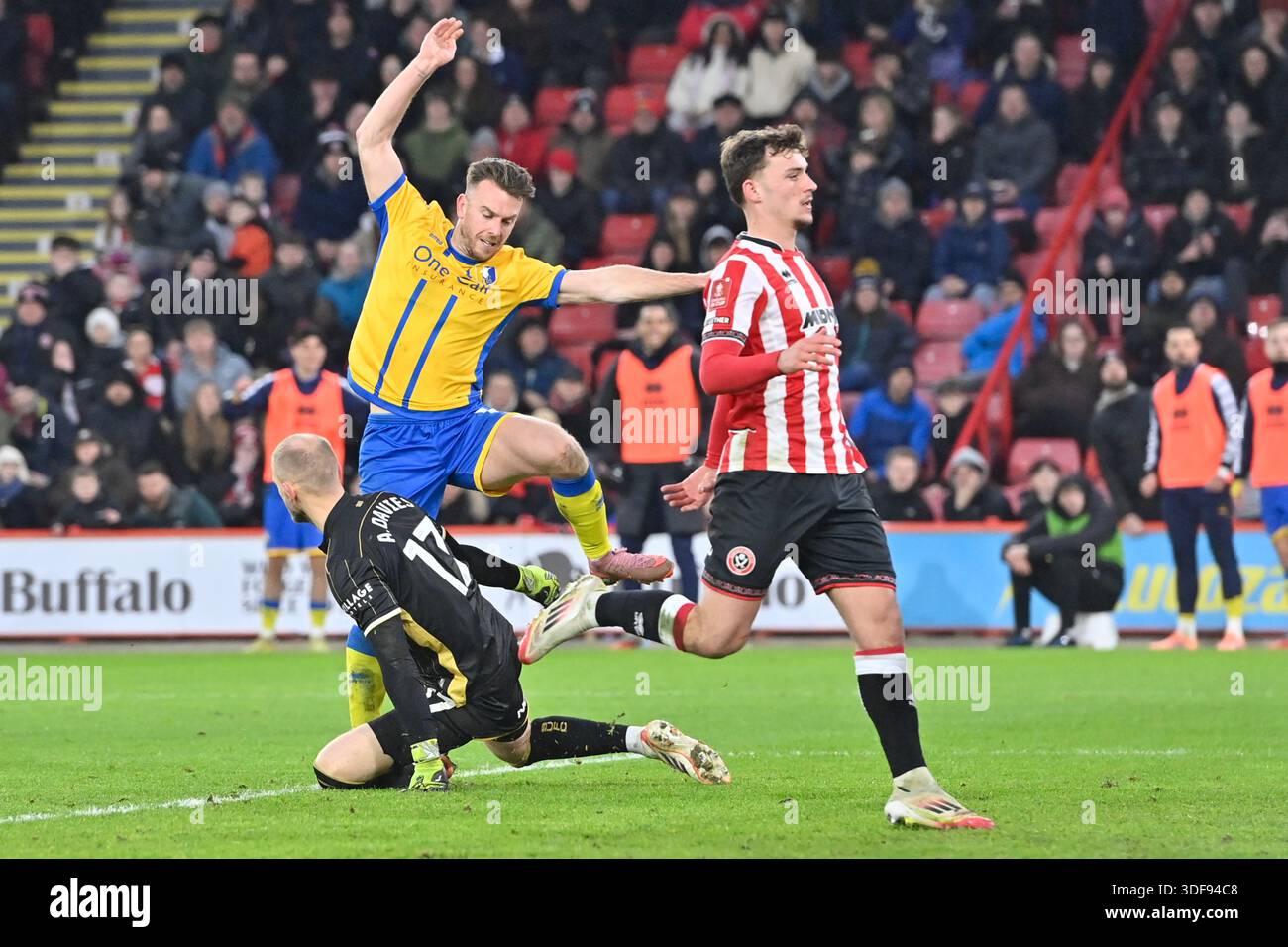 Rhys Oates of Mansfield Town scores to make it 4-1 during the Sheffield ...