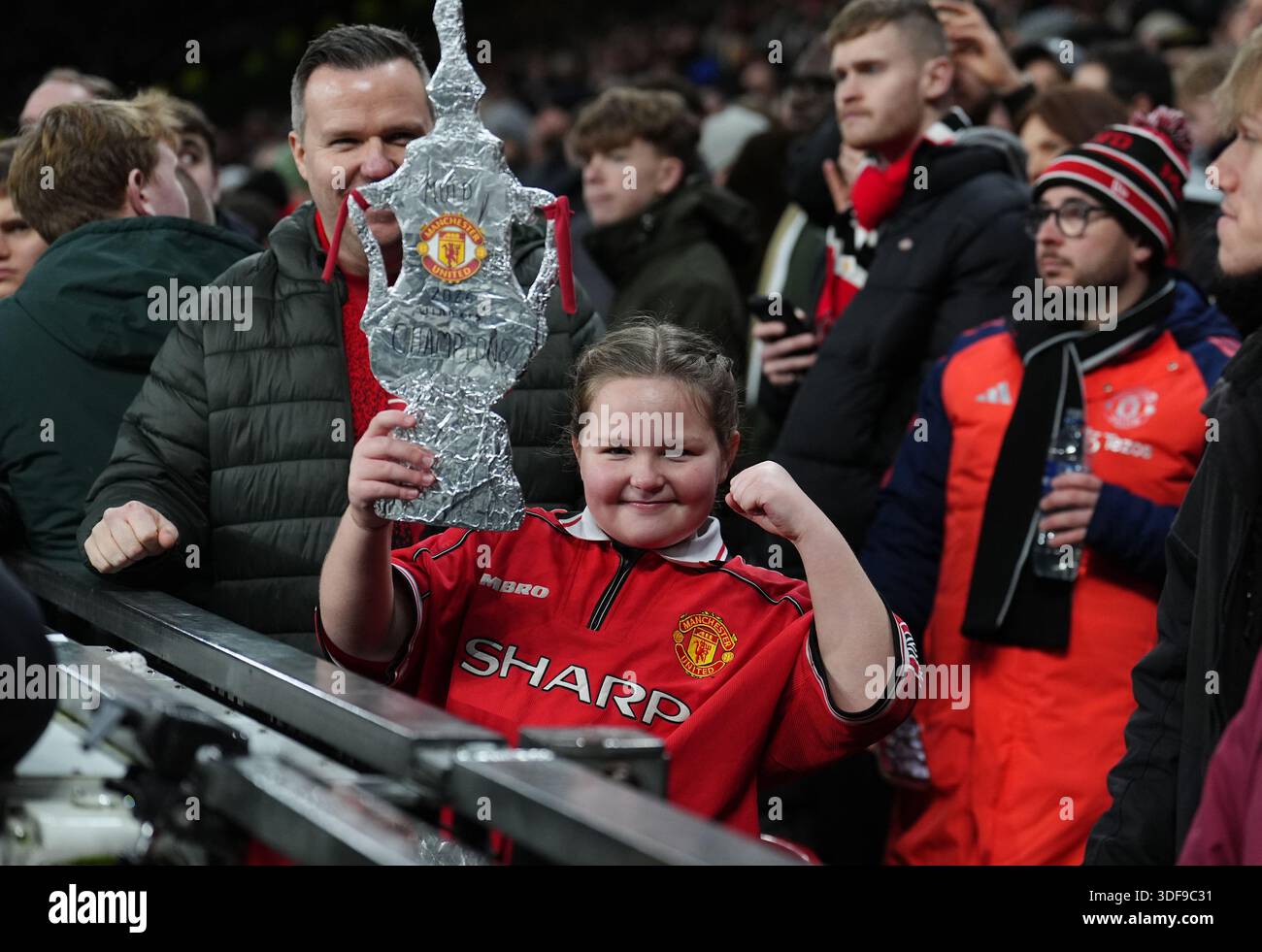 Manchester United fan before the Emirates FA Cup third round match at ...