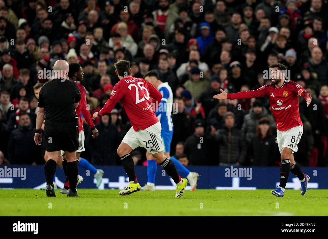 Manchester United's Bruno Fernandes appeals to the referee for hand ...