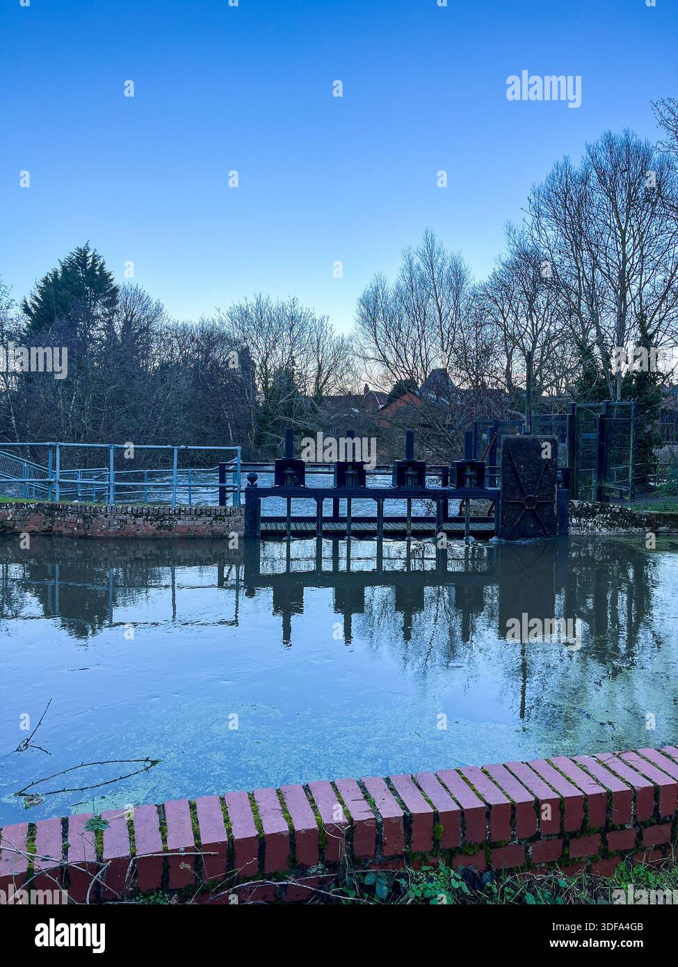 Flood the gates smartphone stock photos and images - Alamy