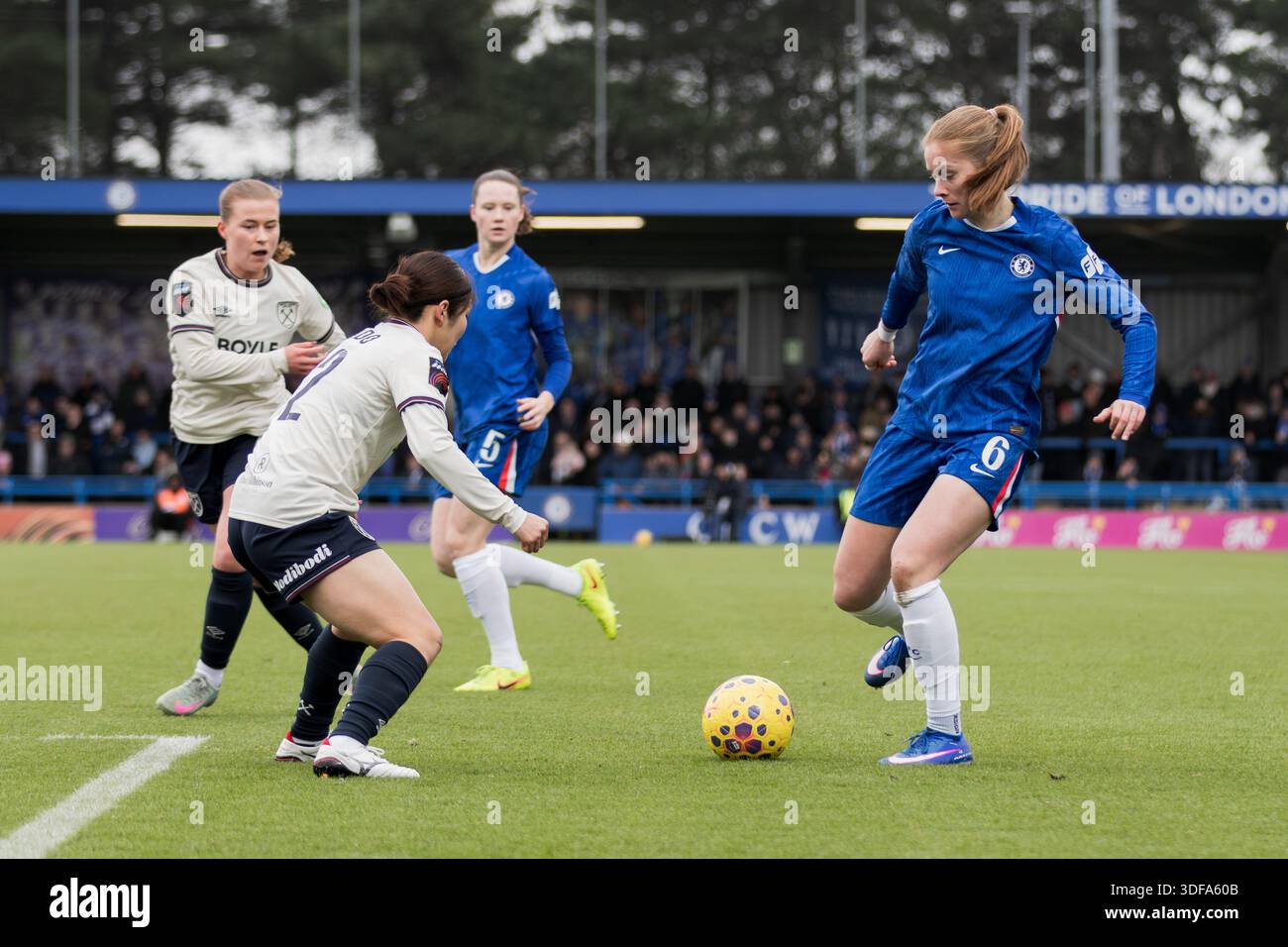 London, UK. 11th Jan 2026. Yu Endo of West Ham Women defending against ...