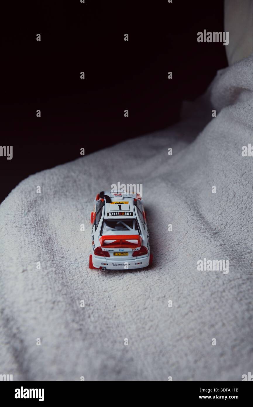 Mitsubishi lancer evolution iv hi-res stock photography and images - Alamy