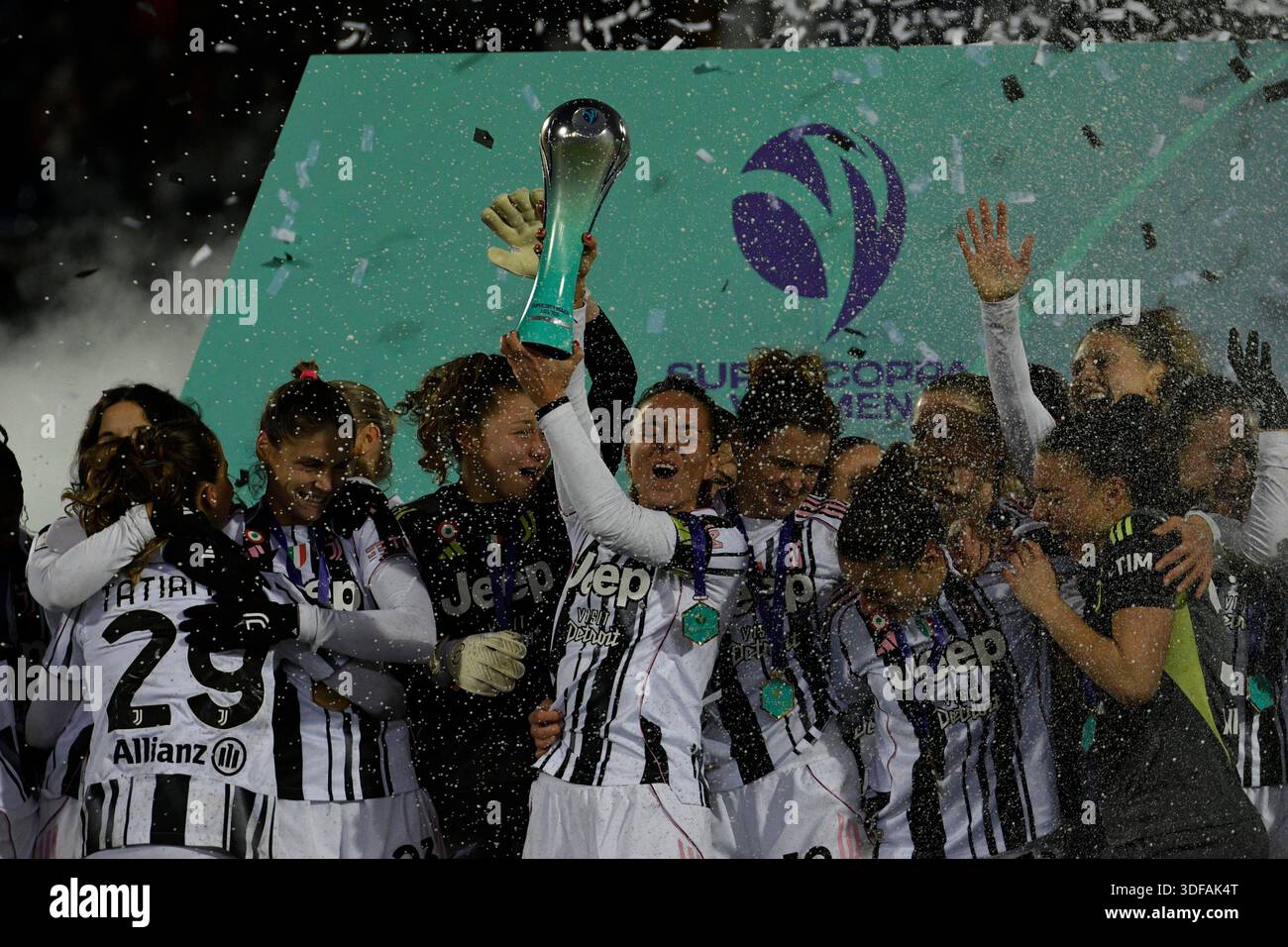 Juventus Women celebrate the Supercoppa Women's match between Juventus ...