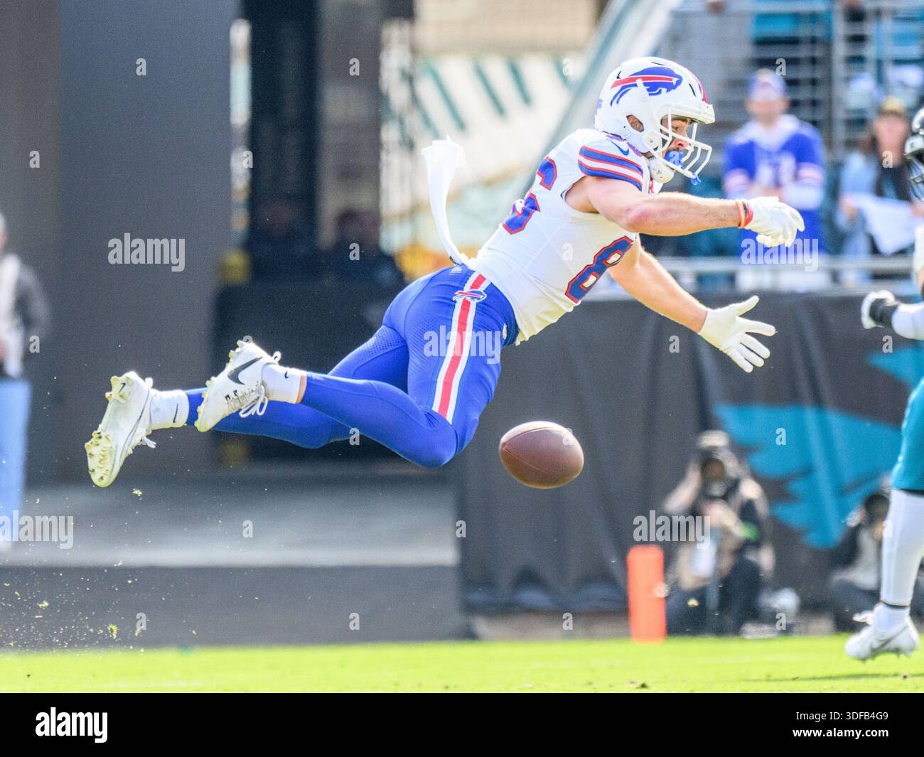 January 11, 2026: Buffalo Bills tight end Dalton Kincaid (86) is unable ...