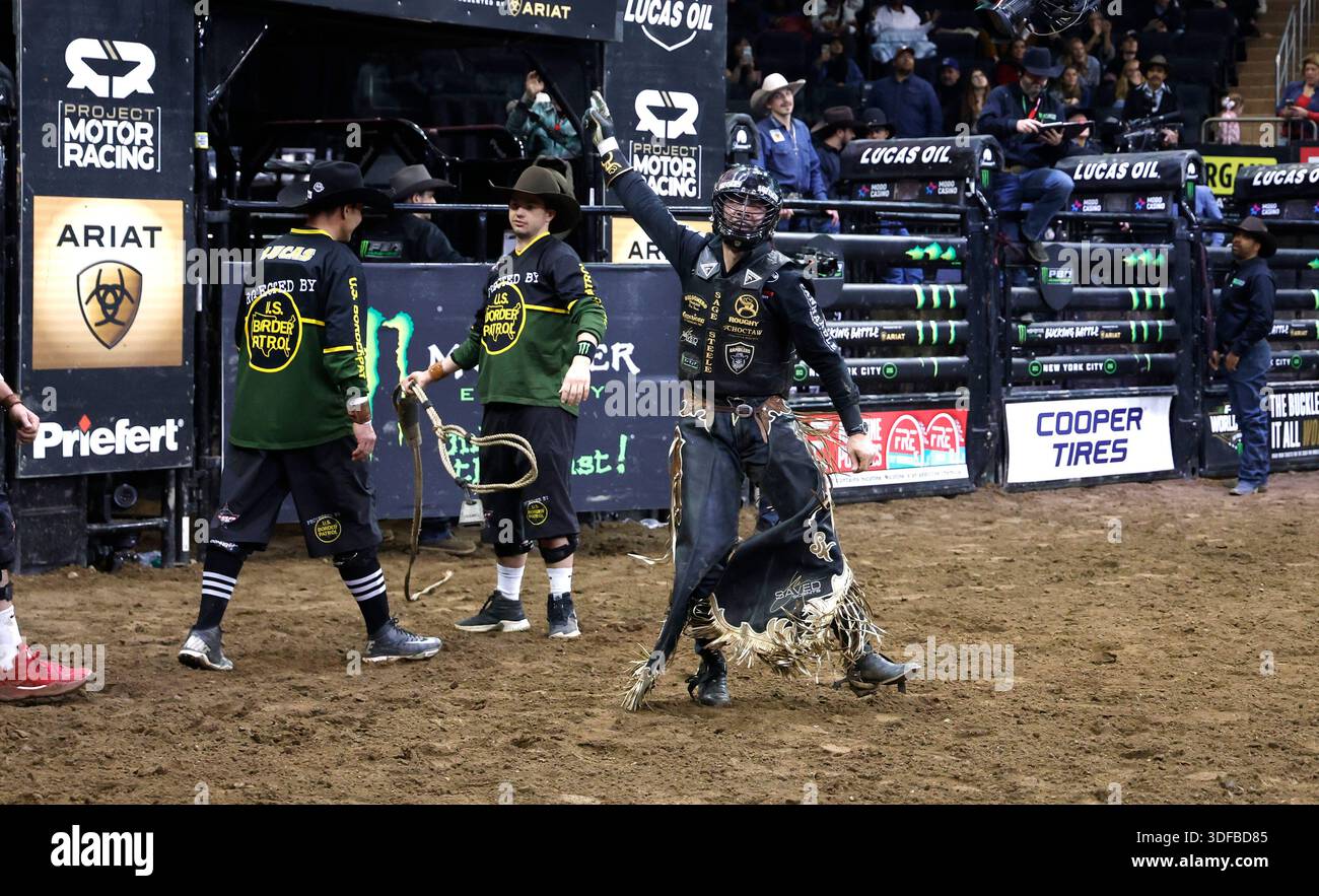 Sage Steele Kimzey clebrates during PBR Monster Energy Buck Off at ...