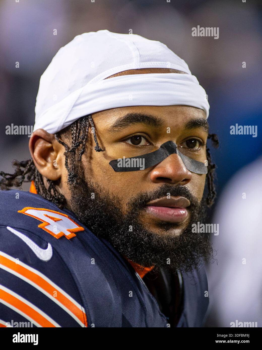 January 10, 2026: Chicago Bears D'Andre Swift (4) takes a break before ...