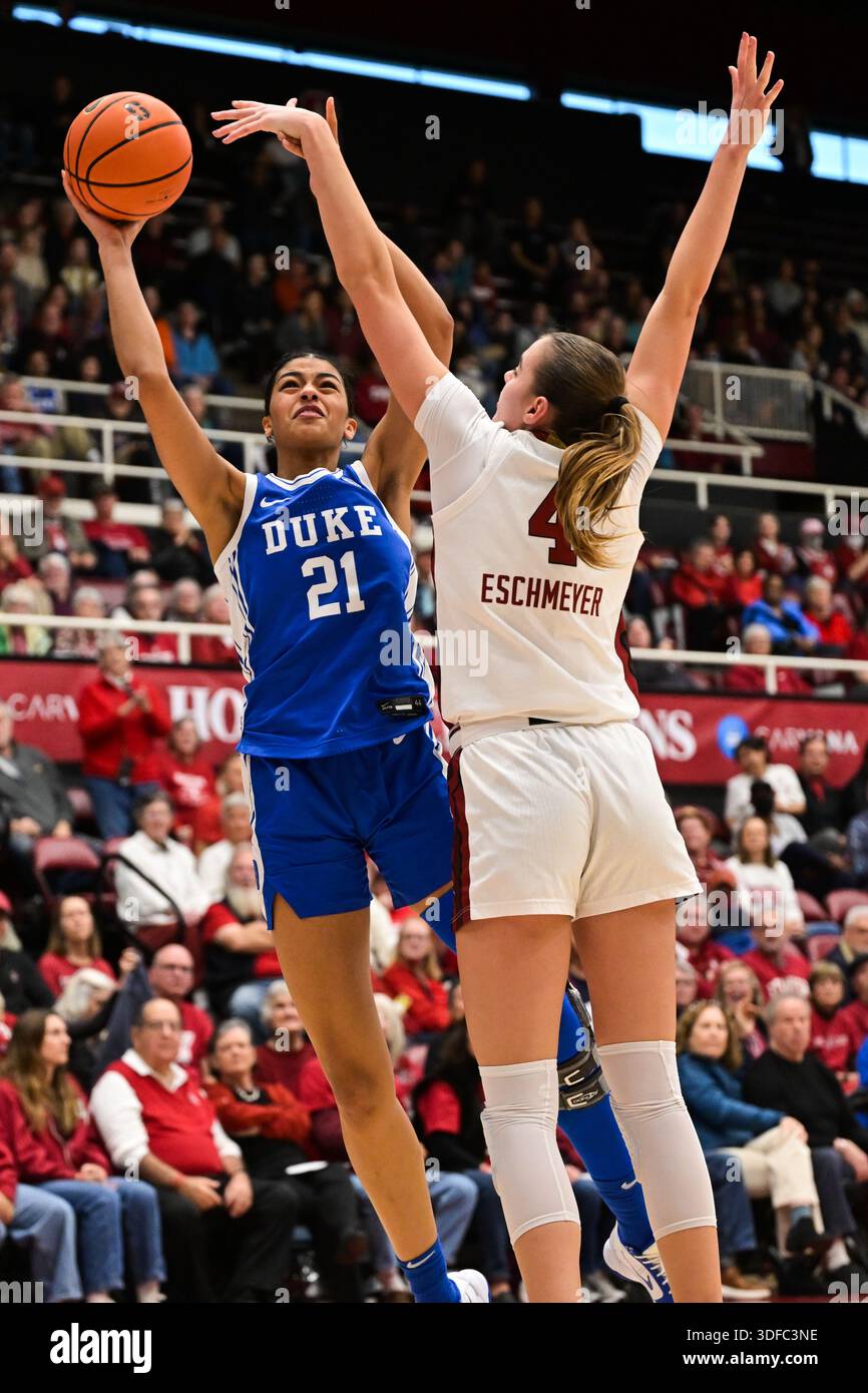 STANFORD, CA - JANUARY 11: Duke Blue Devils center Arianna Roberson (21 ...