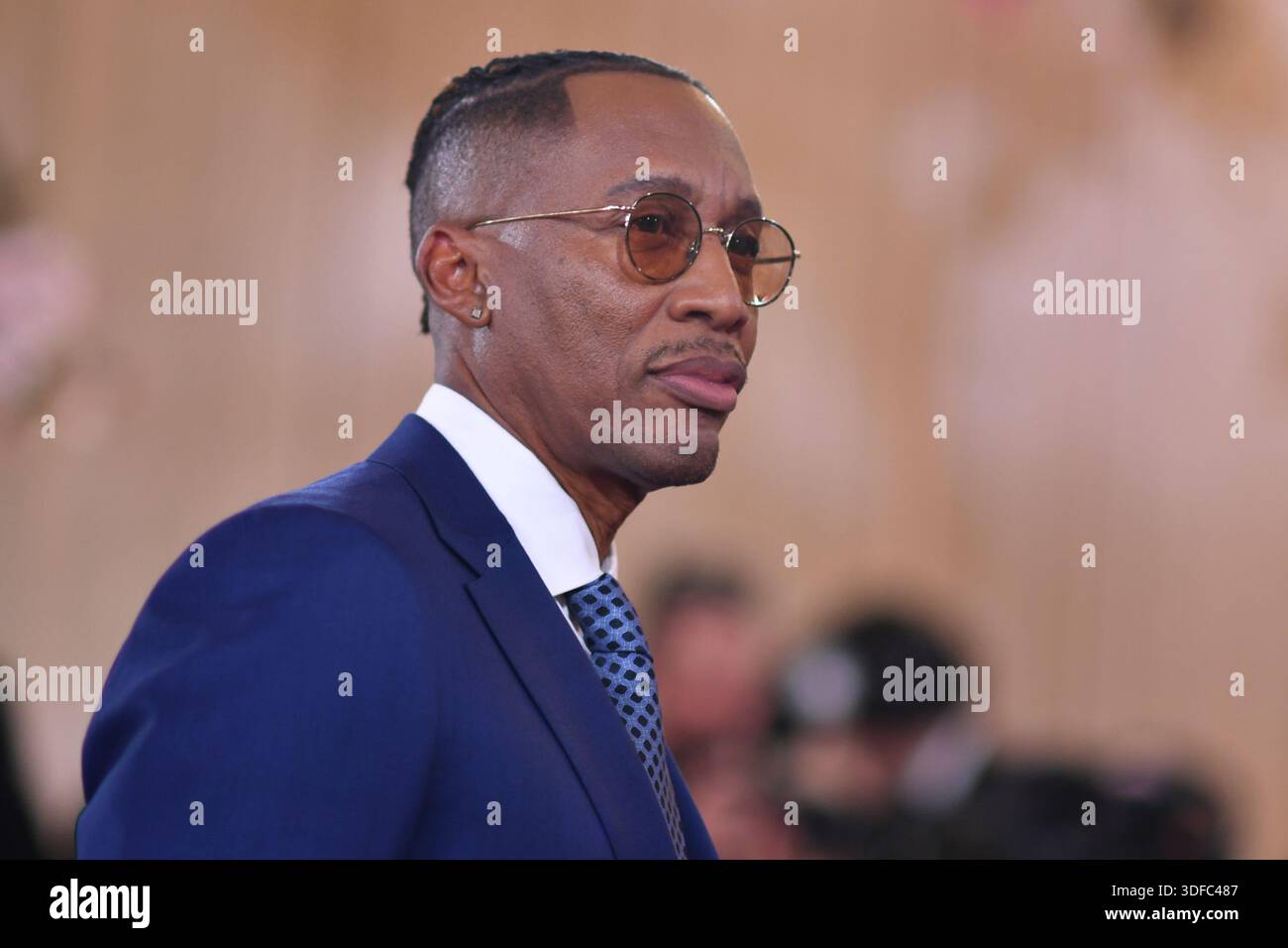 Raphael Saadiq arrives at the 83rd Golden Globes on Sunday, Jan. 11 ...