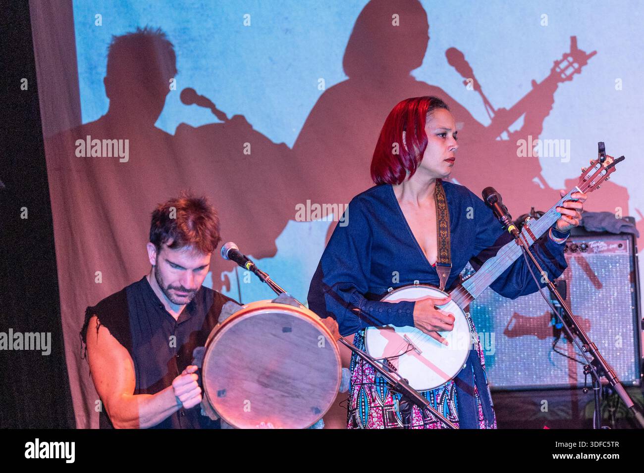 Silkroad Ensemble performs with leader Rhiannon Giddens on banjo and ...