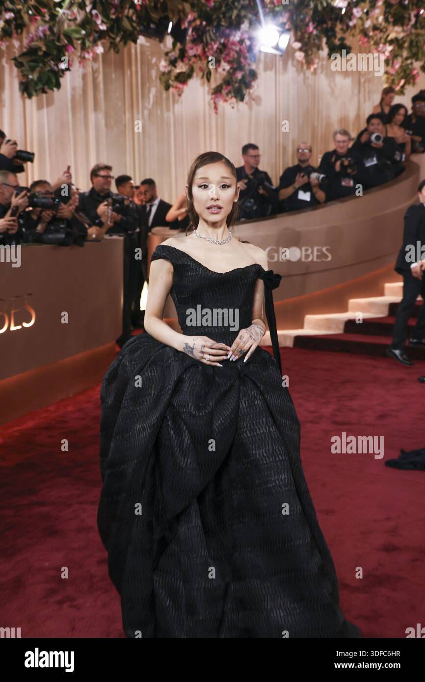 Ariana Grande at arrivals for 83rd Annual Golden Globes - Part 3 ...