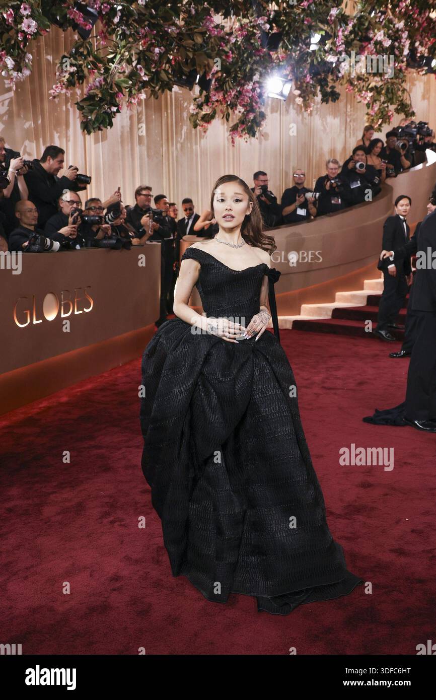 Ariana Grande at arrivals for 83rd Annual Golden Globes - Part 3 ...
