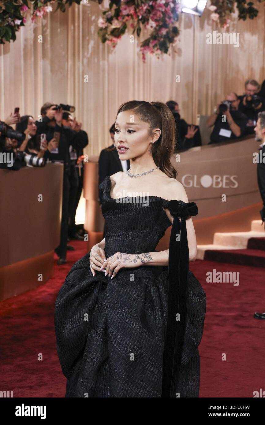 Ariana Grande at arrivals for 83rd Annual Golden Globes - Part 3 ...