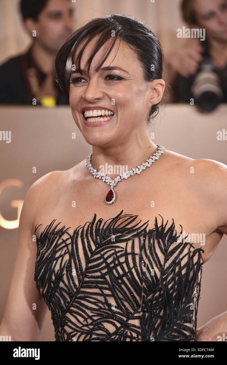 Michelle Rodriguez at arrivals for 83rd Annual Golden Globes - Part 3 ...