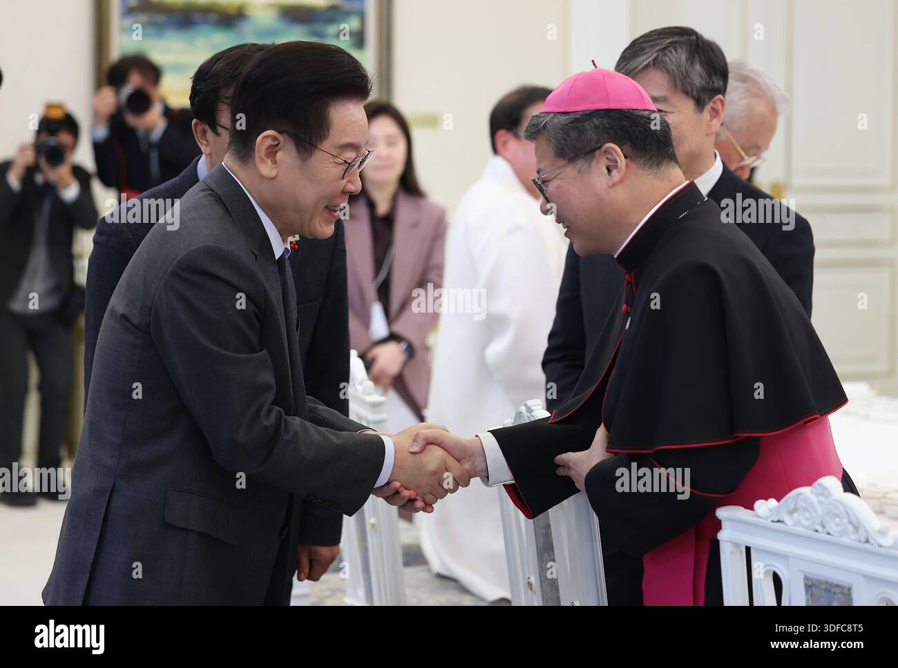 12th Jan, 2026. Lee meets religious leaders President Lee Jae Myung (L ...